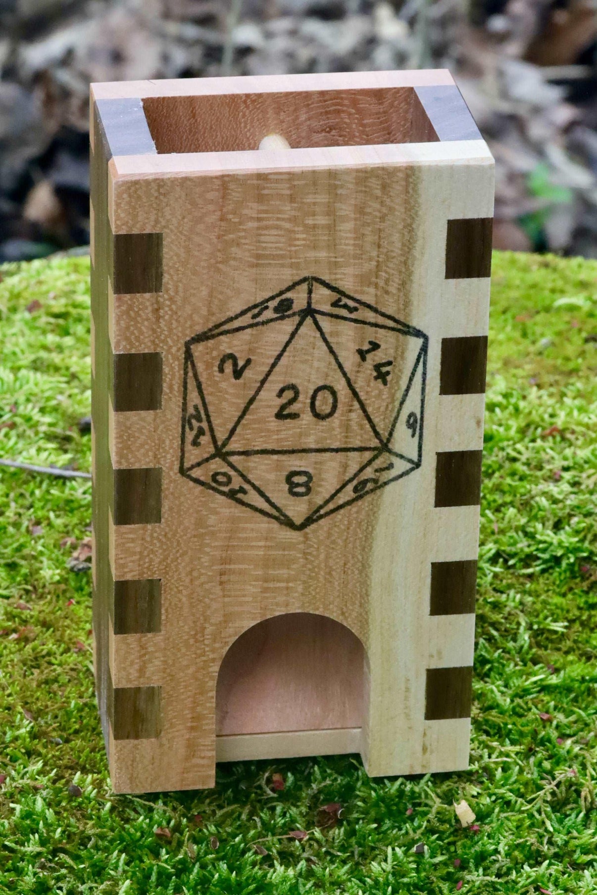 Small Cherry and Walnut Box Joint Dice Tower with D20 – Dragon Armor Games